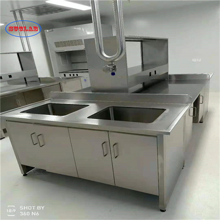 Polished Stainless Steel Lab Bench with Bolt Connection - Silver Finish
